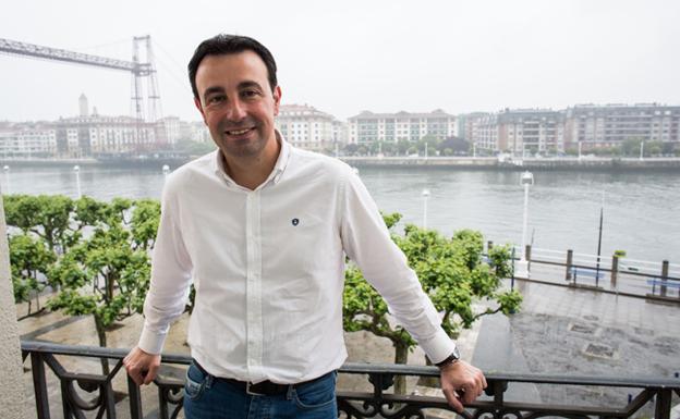 Mikel Torres, el baluarte del socialismo en la Margen Izquierda | El Correo