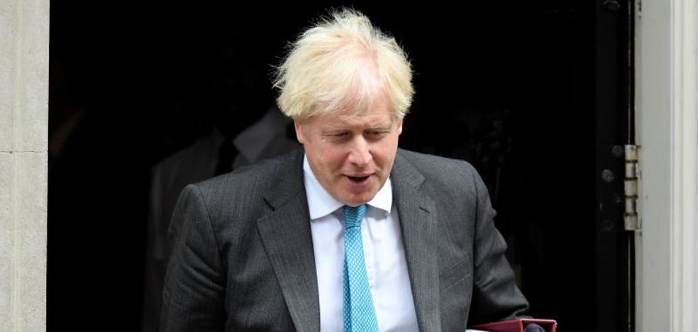 Johnson da un veto al Parlamento para activar su polémica ley | El Correo
