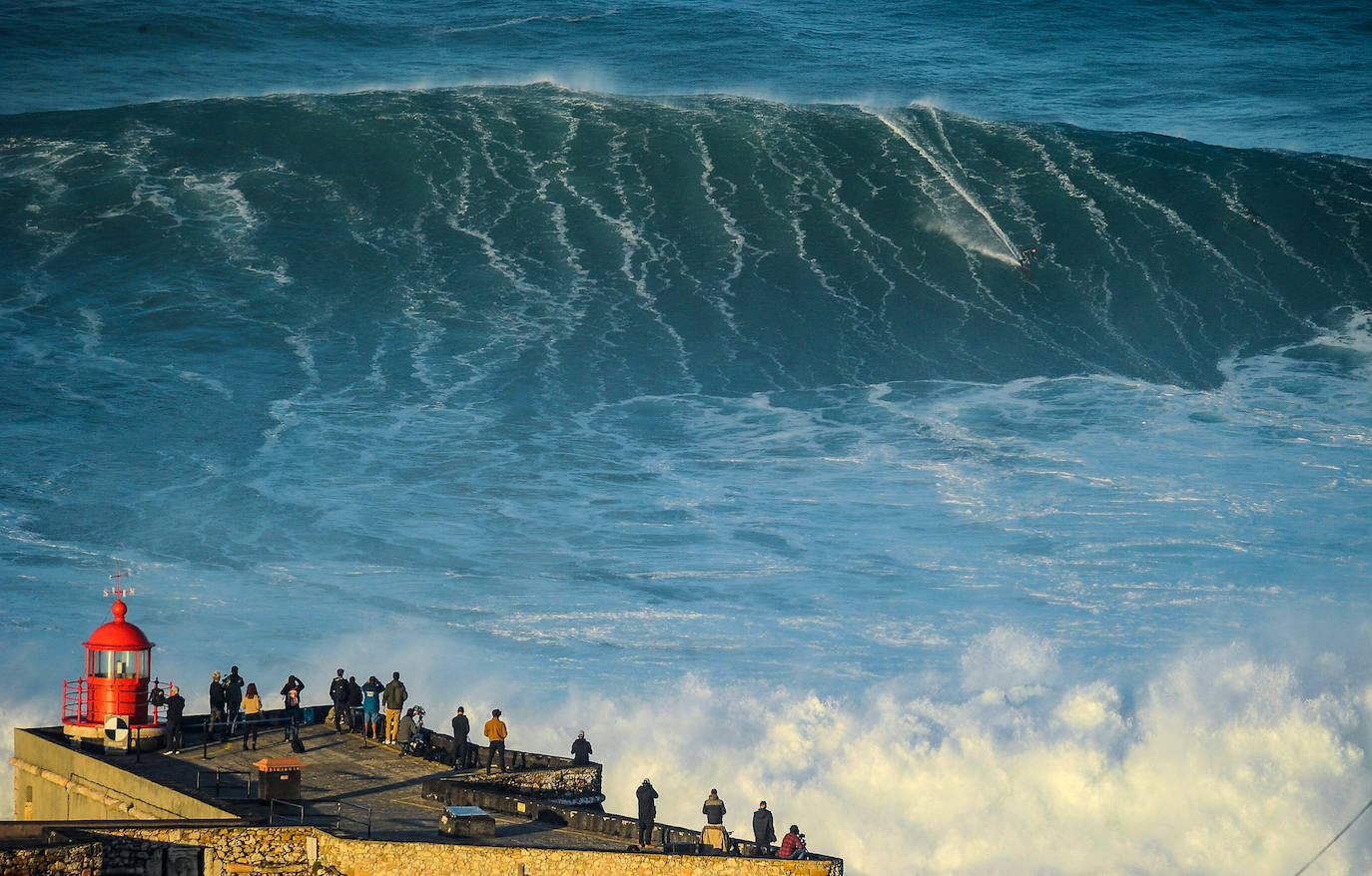 Fotos: Las inmensas olas de Nazaré | El Correo
