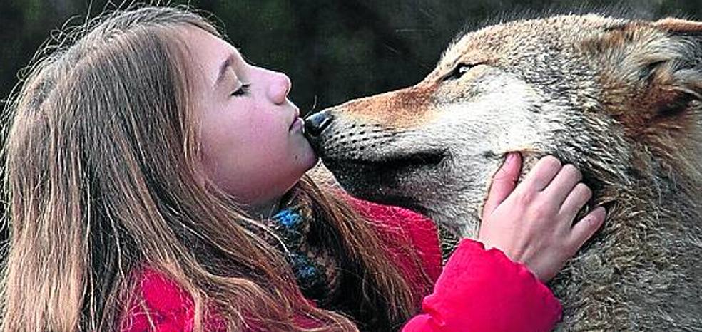 Crítica de 'El secreto de Vicky' (2021): Una manada de tres | El Correo