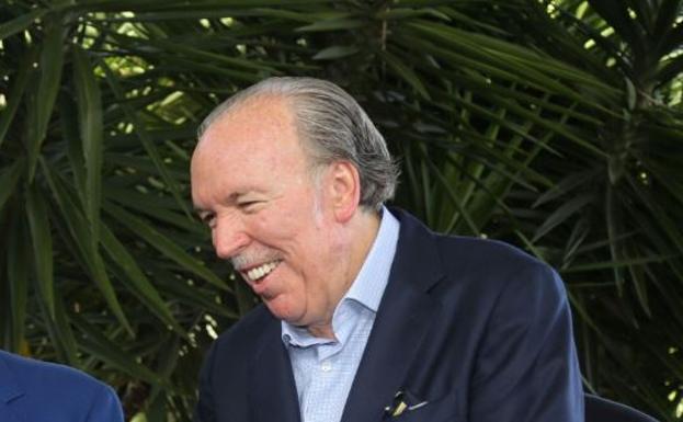 El rey emérito vuelve a España: el núcleo duro de las amistades de Juan ...