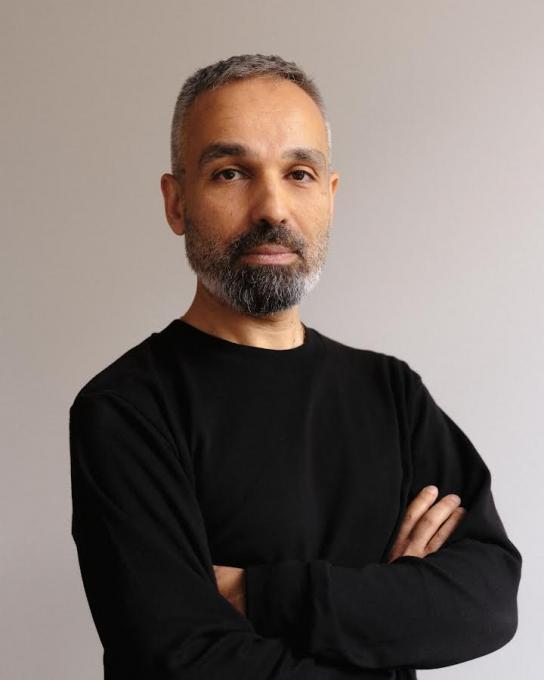 Manel Torres y el vestido de Bella Hadid en París: Manel Torres, el ...