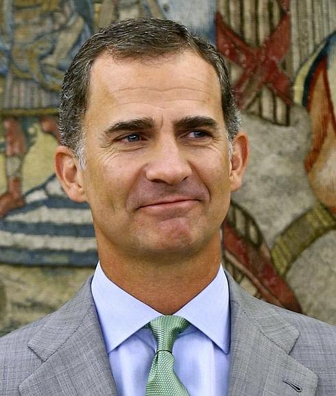 El Rey vuelve 'al cole' sin barba | El Correo